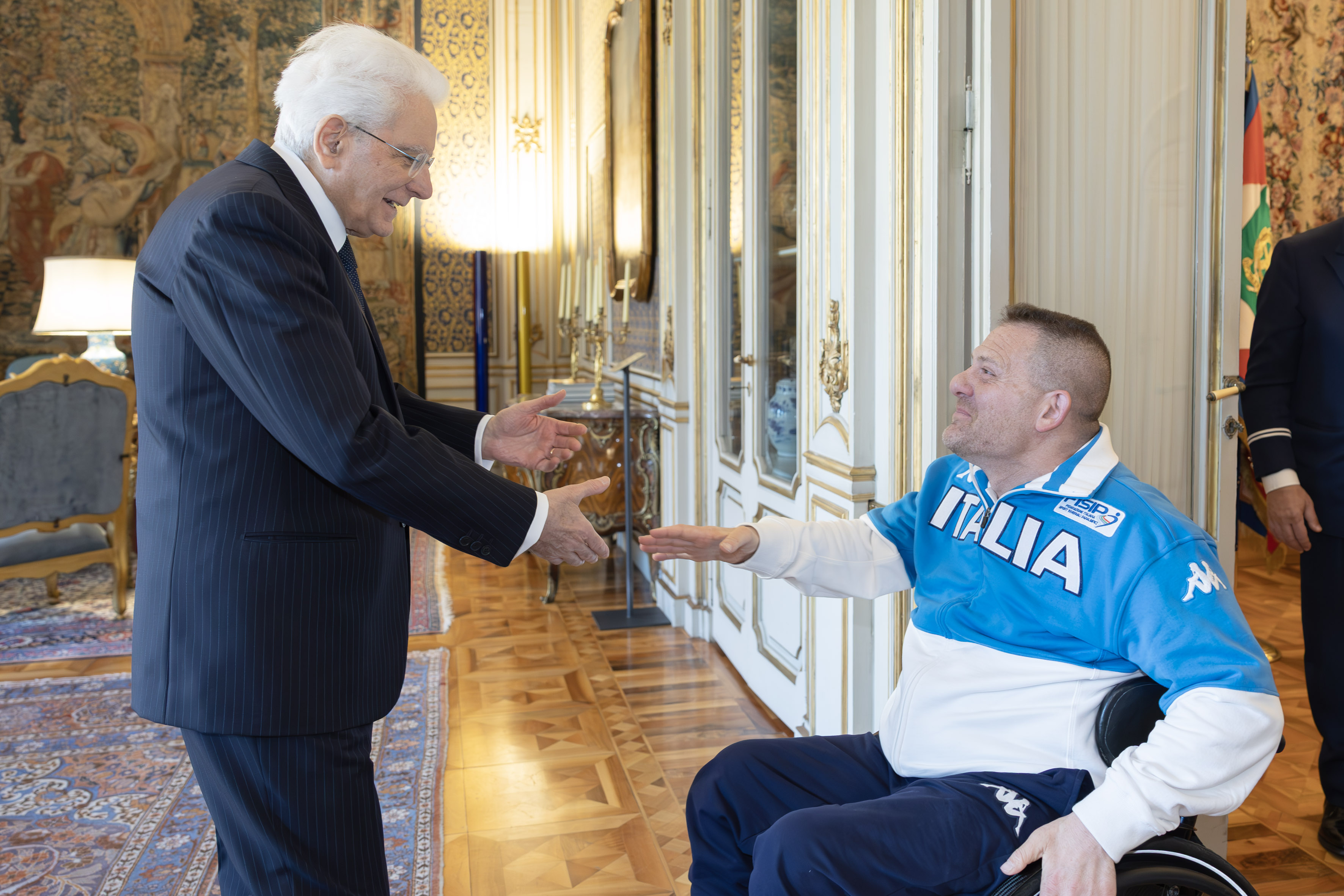 Incontro con il Ten. Col. Medaglia d'Oro al Valore Militare Gianfranco ...