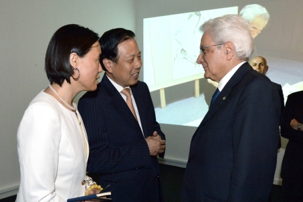 Il Presidente Sergio Mattarella con il signor Ruiyu Li, Ambascitore ...